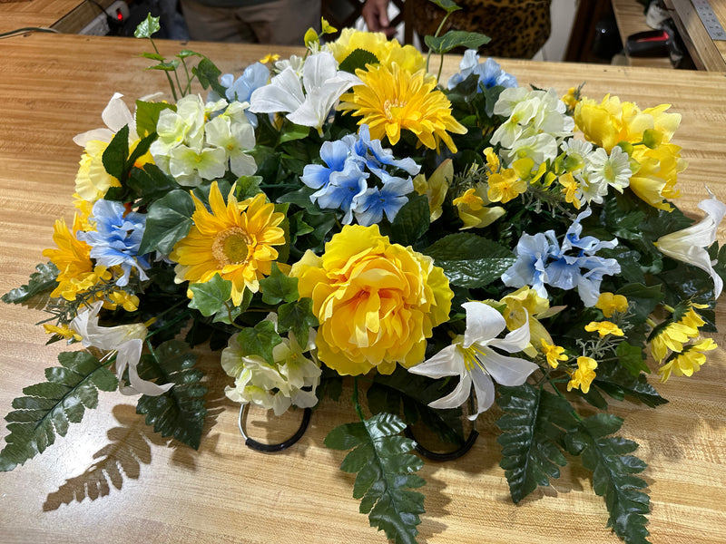 DIY Spring Memorial Saddle – Ellis Home & Garden