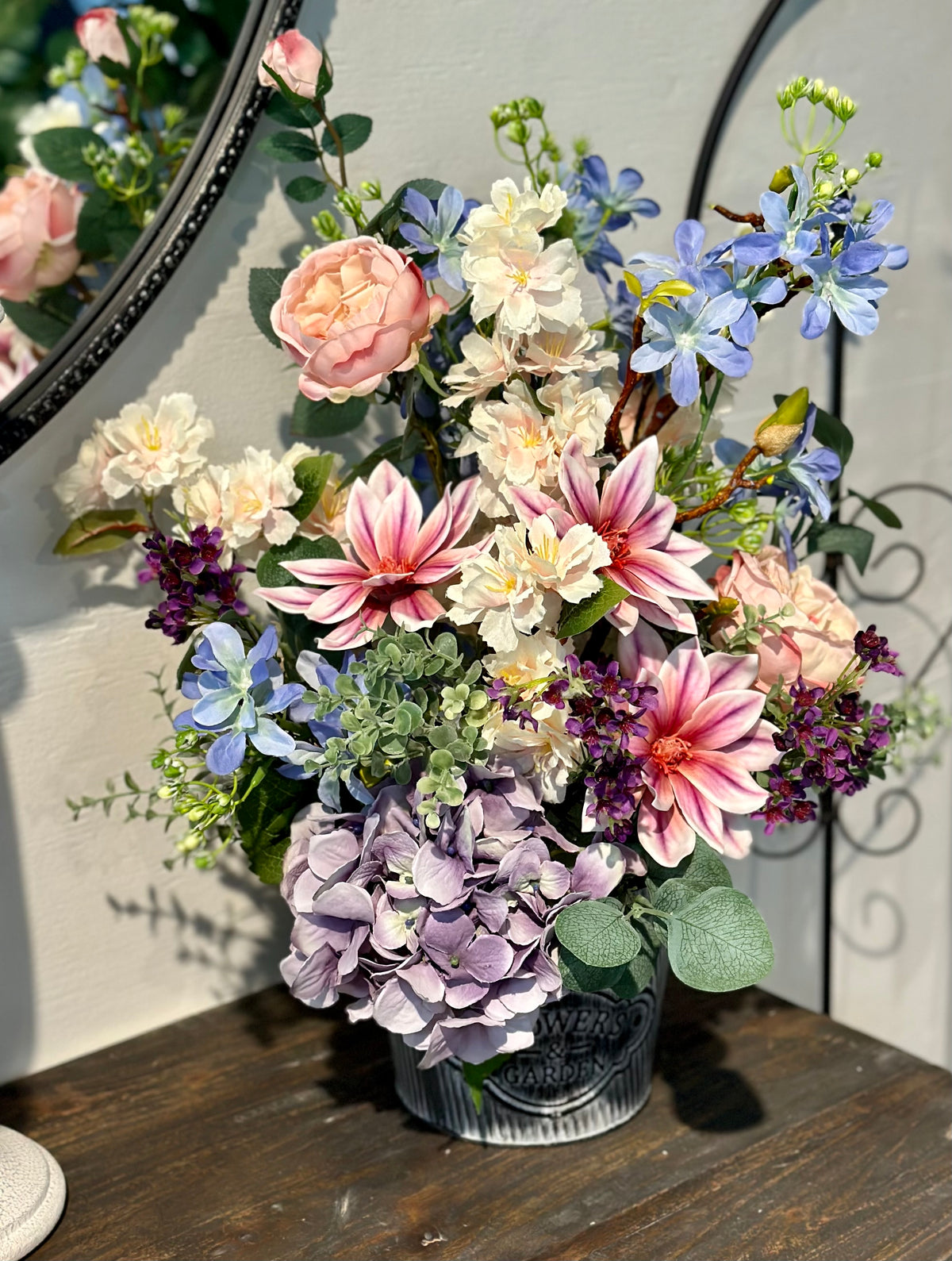 DIY Spring Florals Arrangement – Ellis Home & Garden