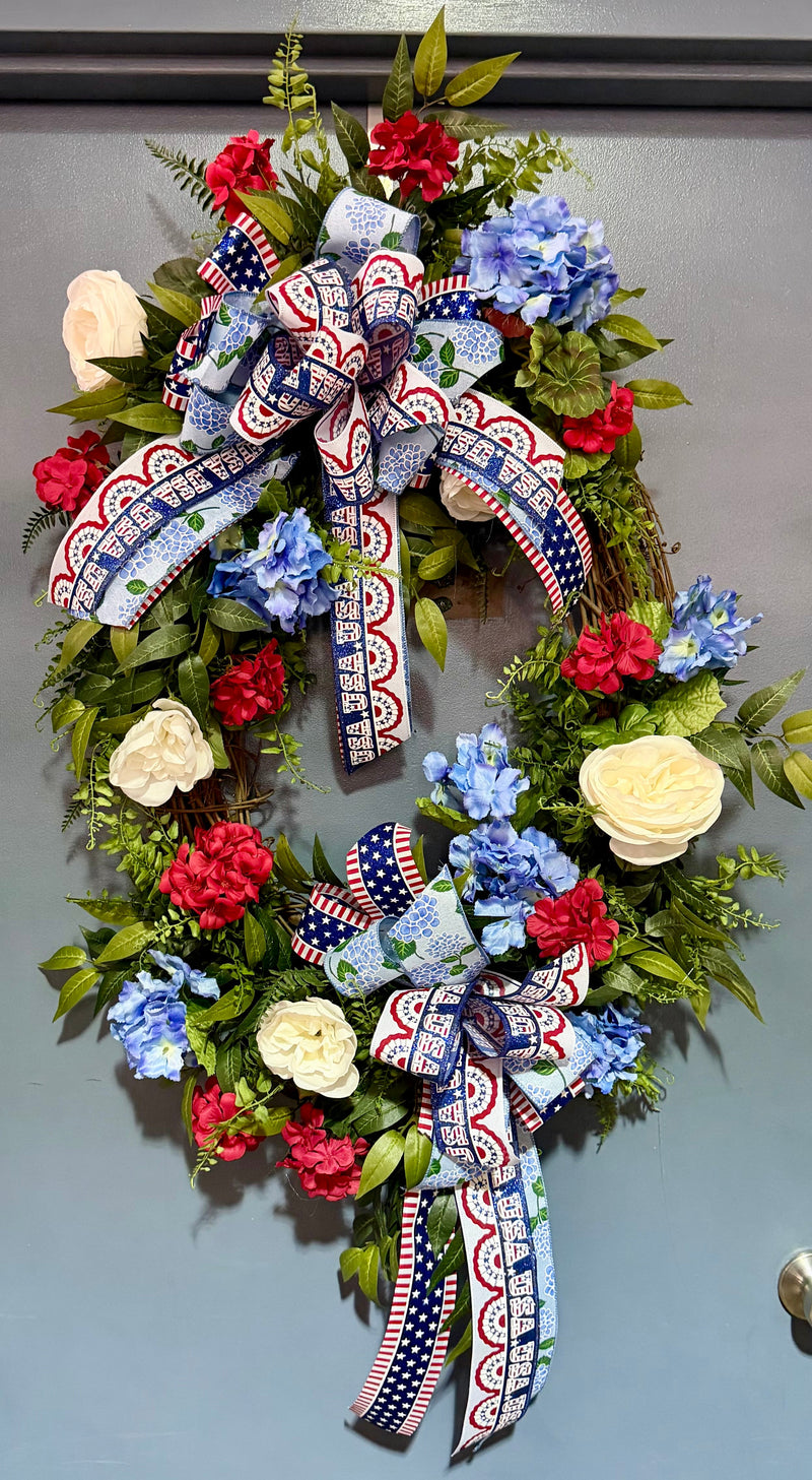 DIY Star-Spangled Floral Patriotic Grapevine Wreath – Ellis Home & Garden